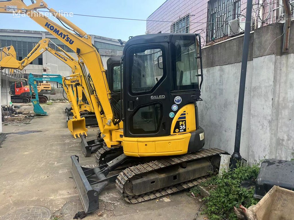 Komatsu PC35 mini bager