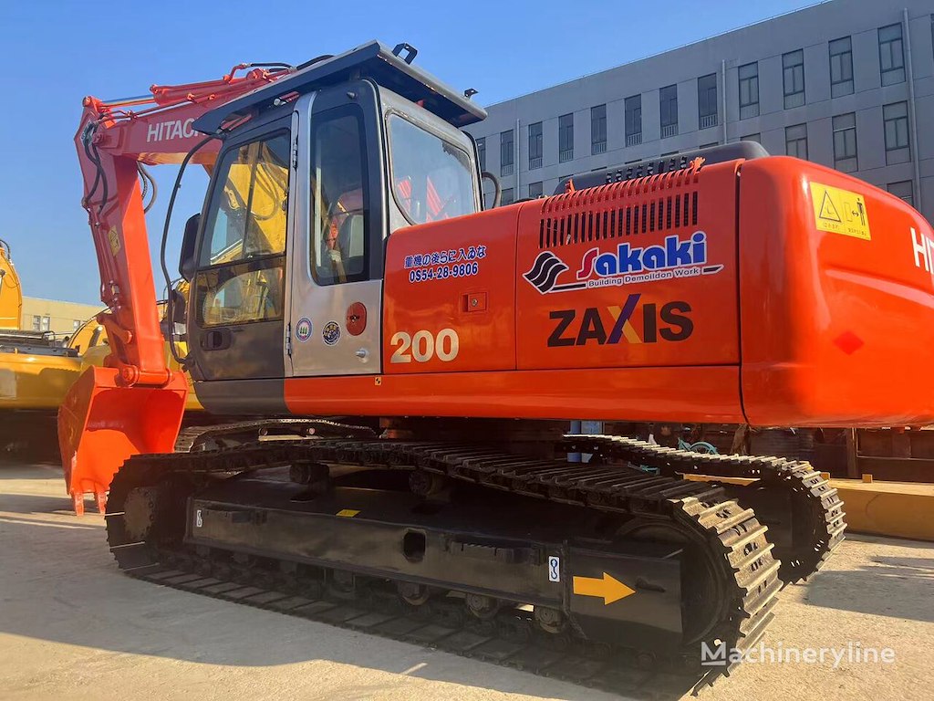 Hitachi ZX200 bager guseničar