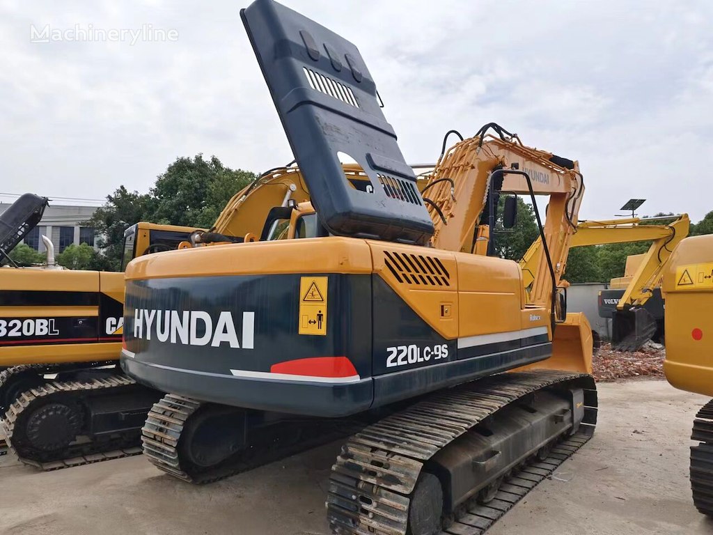 Hyundai R220LC-9S bager guseničar