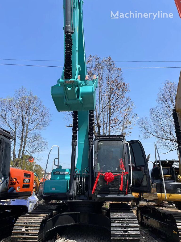 Kobelco SK200 bager guseničar