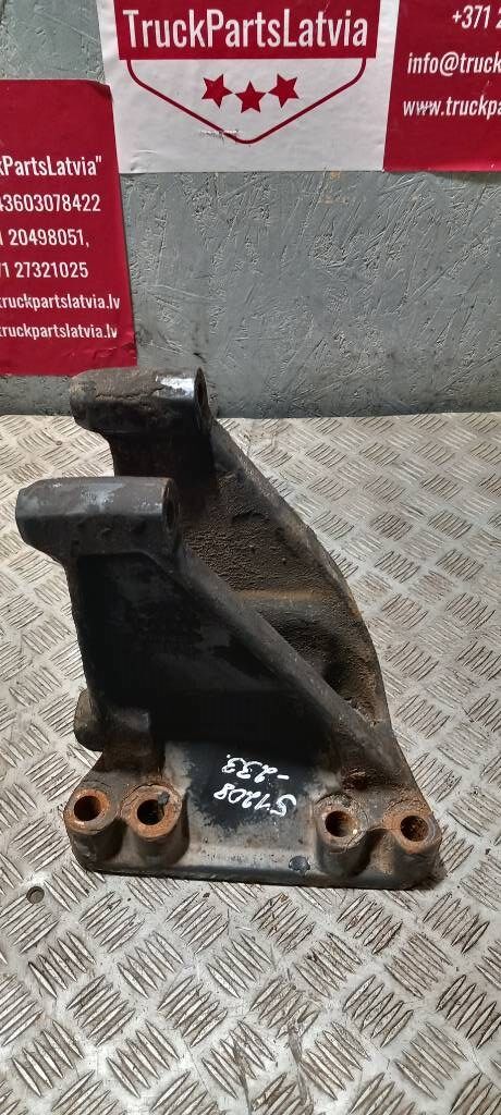 Torque Rod Bracket, Front Axle Right 1355200 pričvršćivači za Scania 94 D tegljača