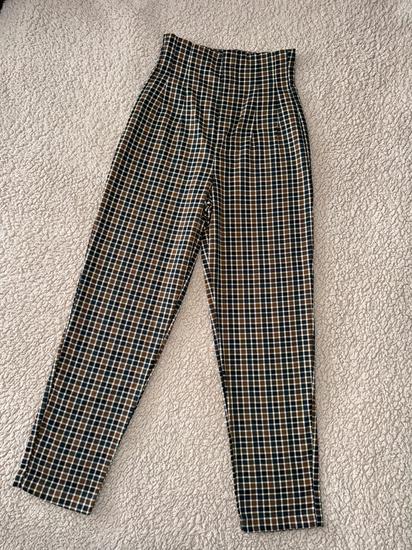 % Pantalone % 500din