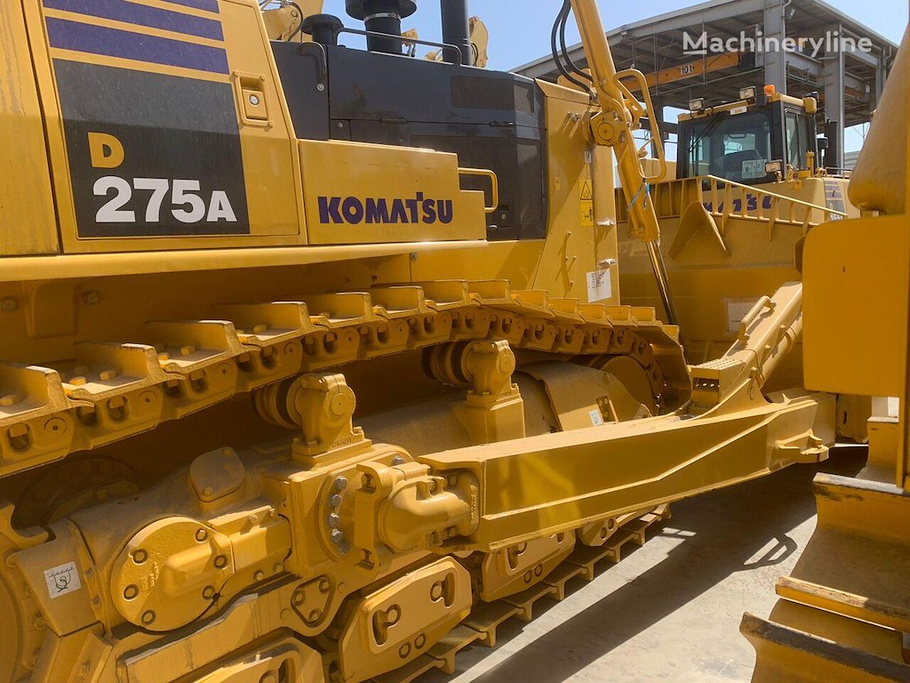 Novi Komatsu Komatsu D275A buldožer