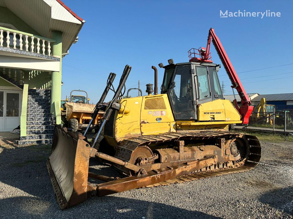 New Holland D180 buldožer