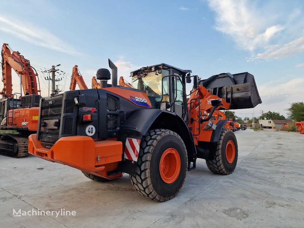 Hitachi ZW250-6, bucket 4cm, new tires, central greasing-PROMOTIE 93.900 prednji utovarivač