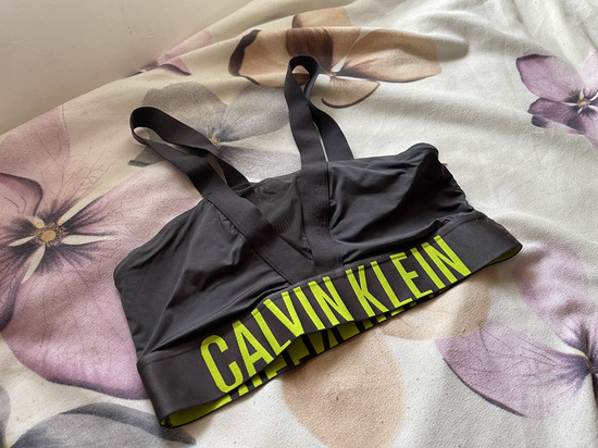 Calvin klein kupaci