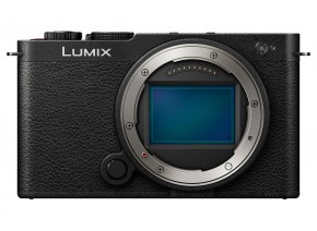 Panasonic Lumix S9