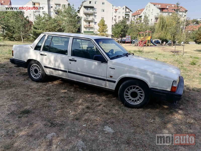 Volvo 740