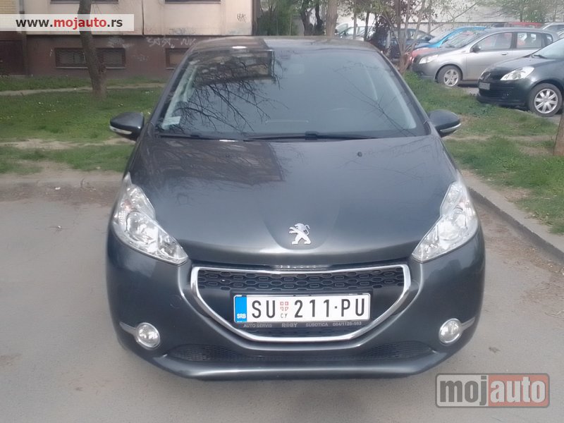 Peugeot 208