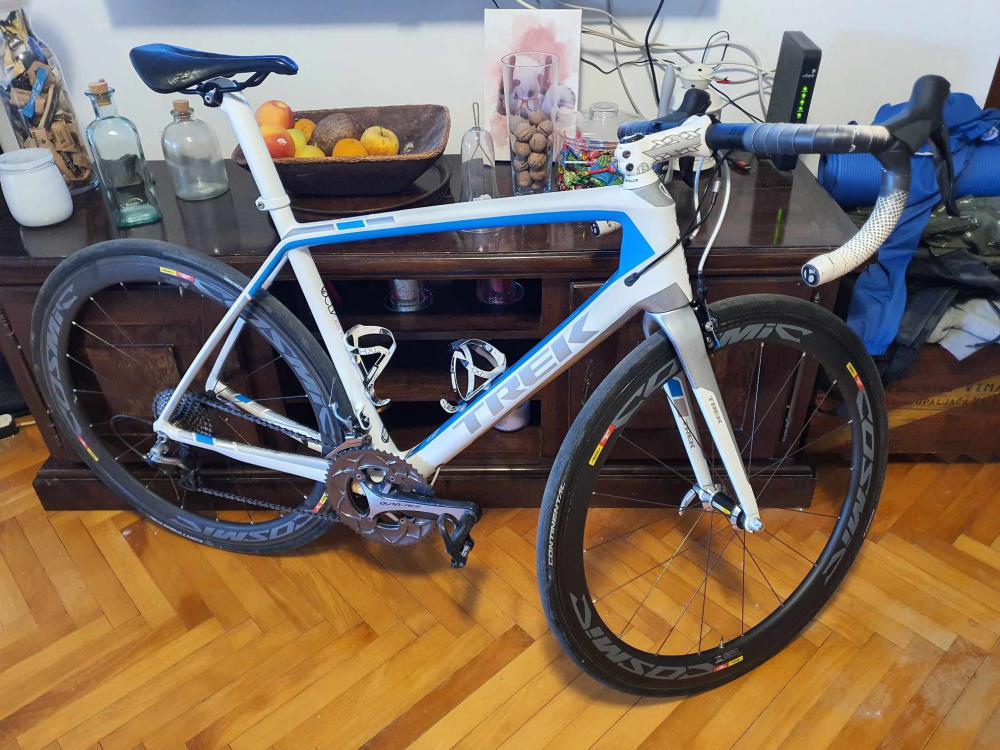 Trek Madone 56