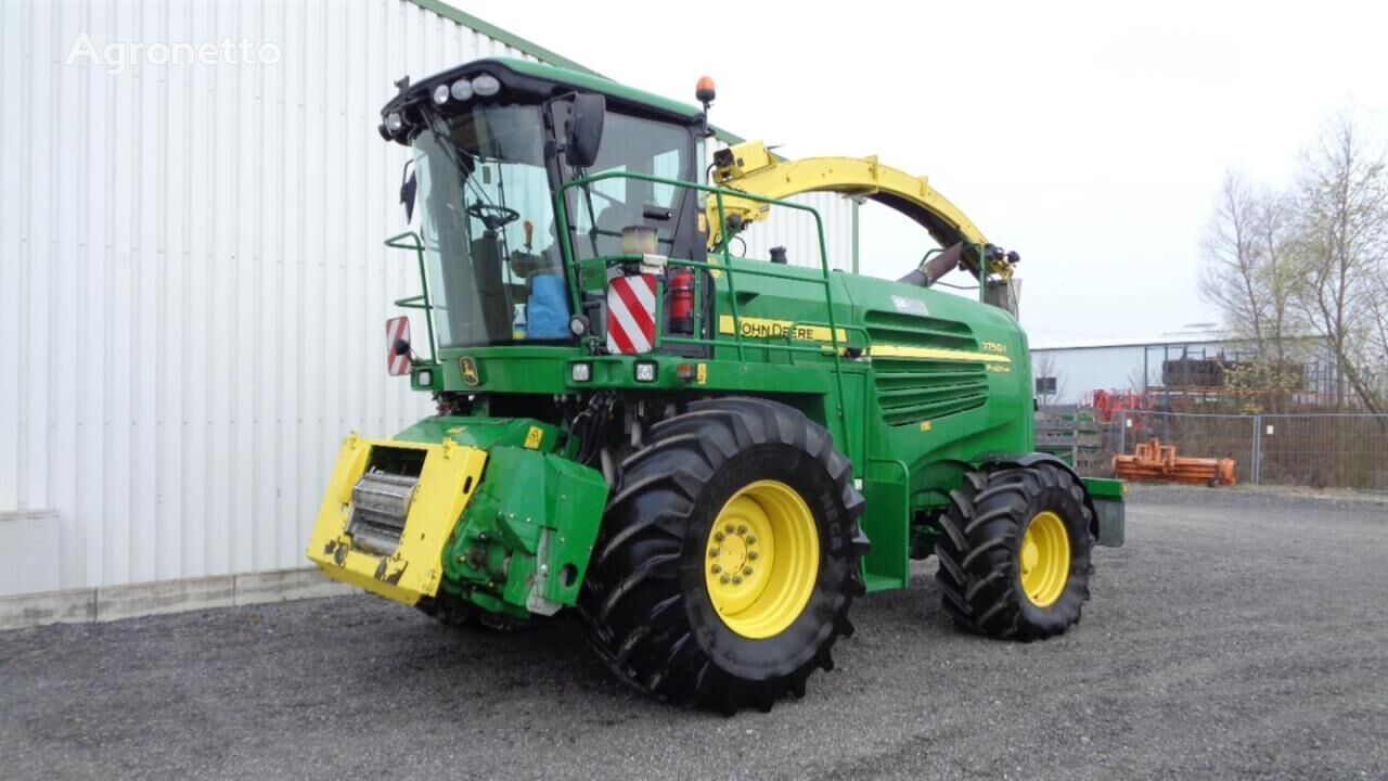 John Deere 7750i krmni kombajn