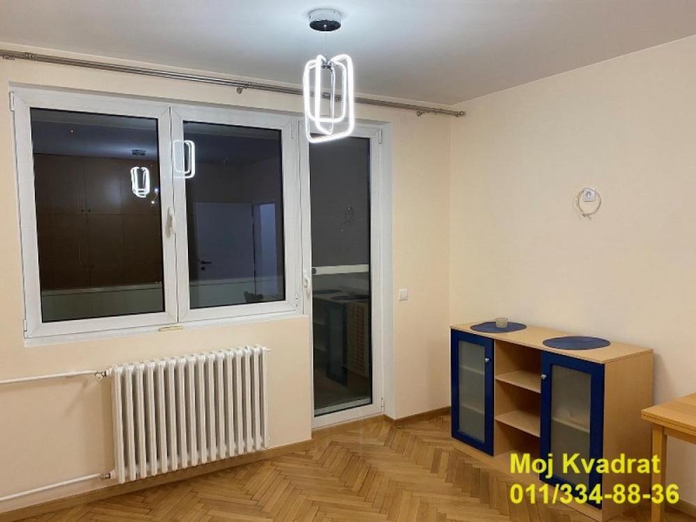 Jednoiposoban stan za izdavanje, 45m2, 700€