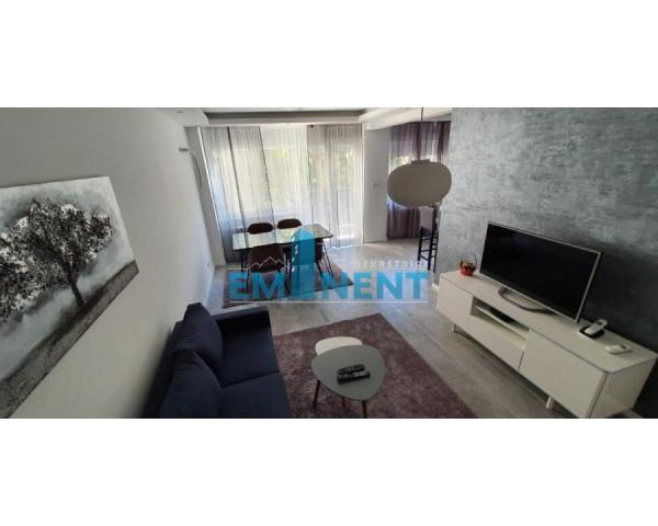 Novopazarska, Trosoban stan za izdavanje, 81m2, 1.250€