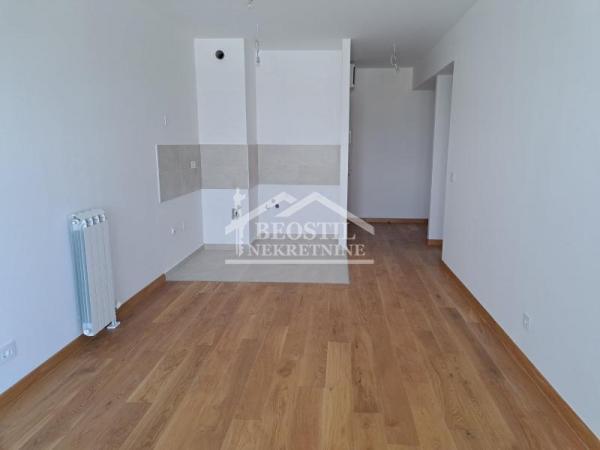 Vojvode Stepe, Trosoban stan za izdavanje, 71m2, 1.400€