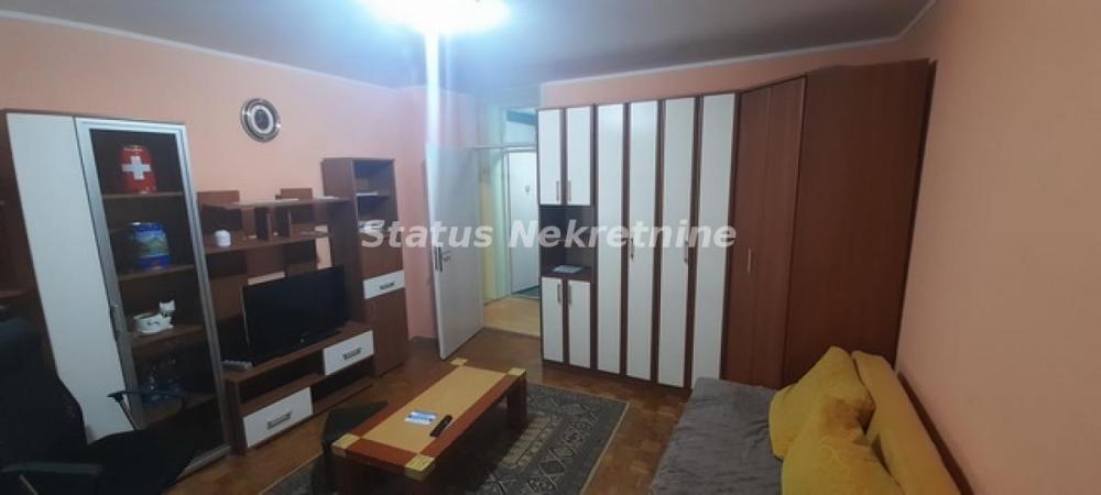 Jednoiposoban stan za izdavanje, 40m2, 400€