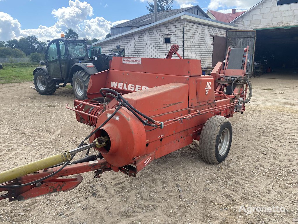 Lely Welger AP400 balirka za četvrtaste bale