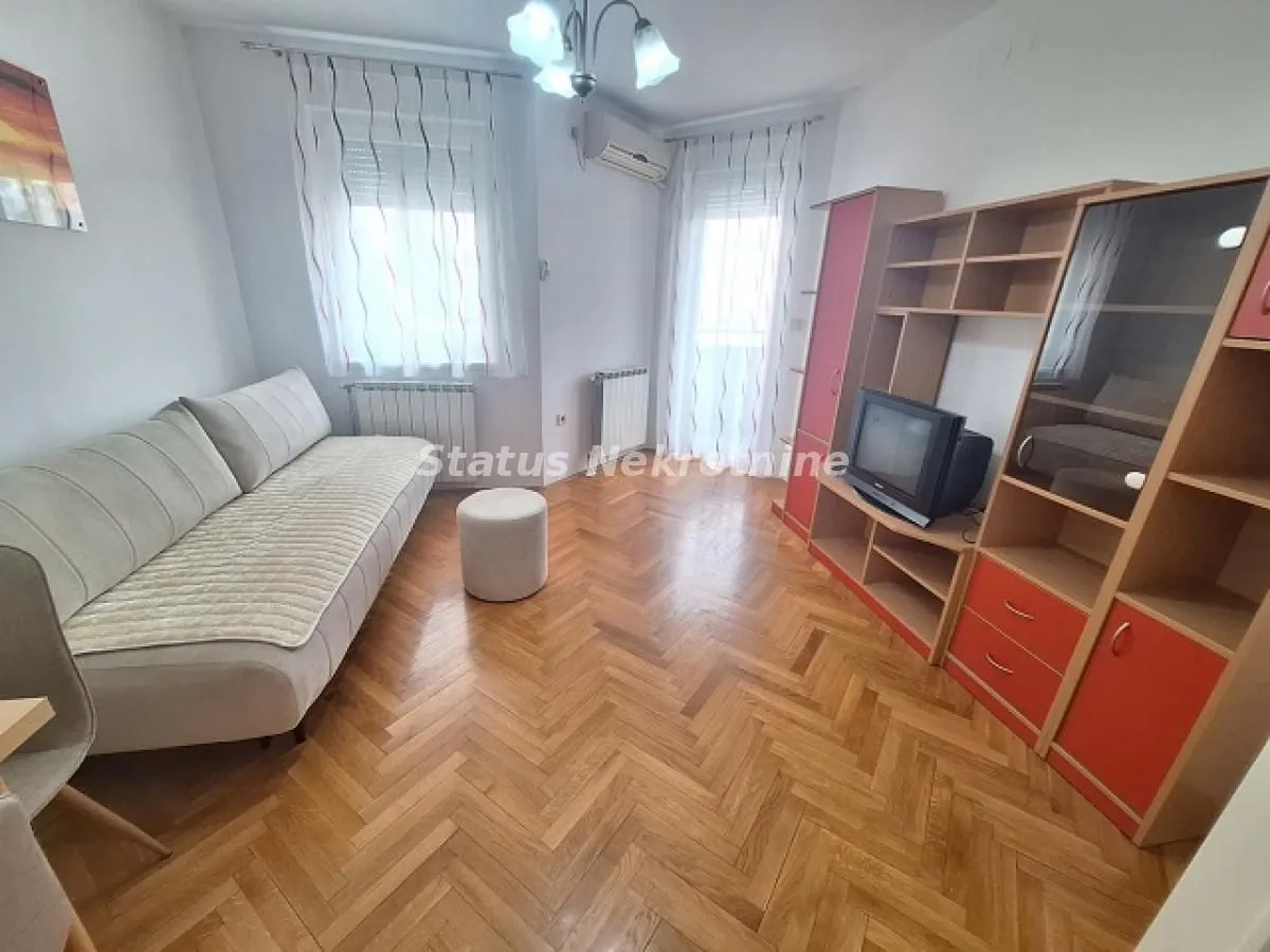 Izdavanje, dvosoban stan, 44m2, Grbavica, Novi Sad, Novi Sad