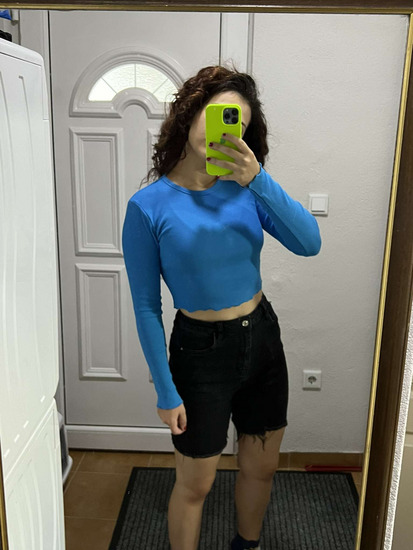 Plavi crop top