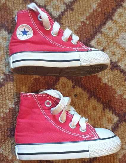 Convers starke za bebe