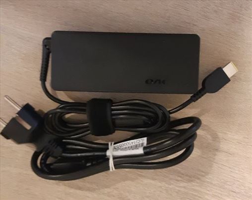 Lenovo punjac AC ADAPTER 90W 20V