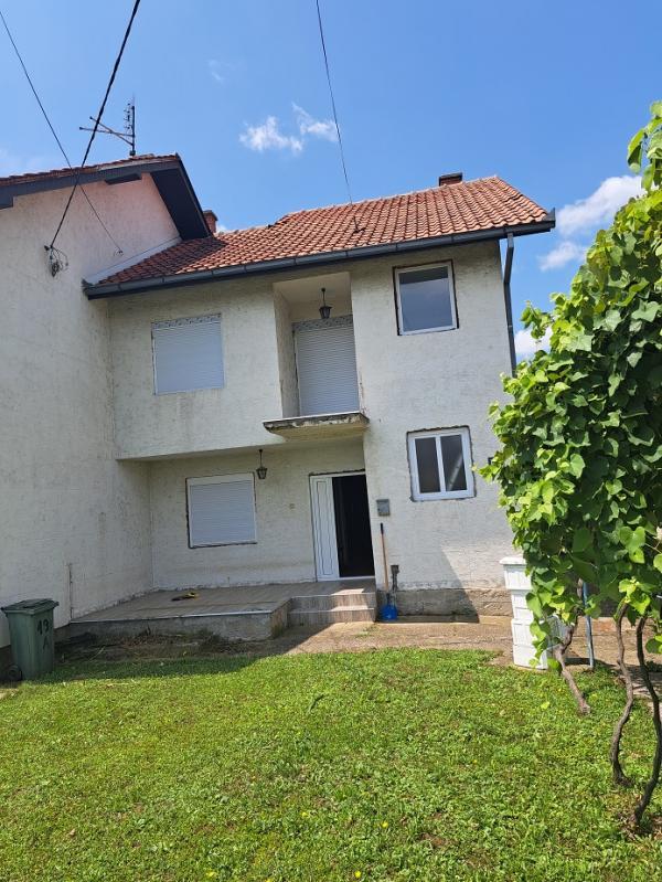 Guncati, Kuća na prodaju, 200m2, 140.000€