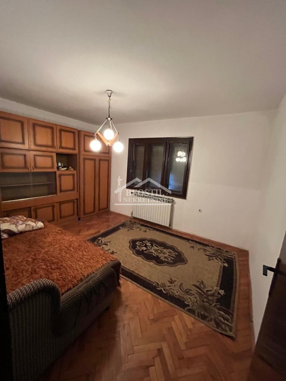 Maršala Tita, Kuća na prodaju, 101m2, 125.000€