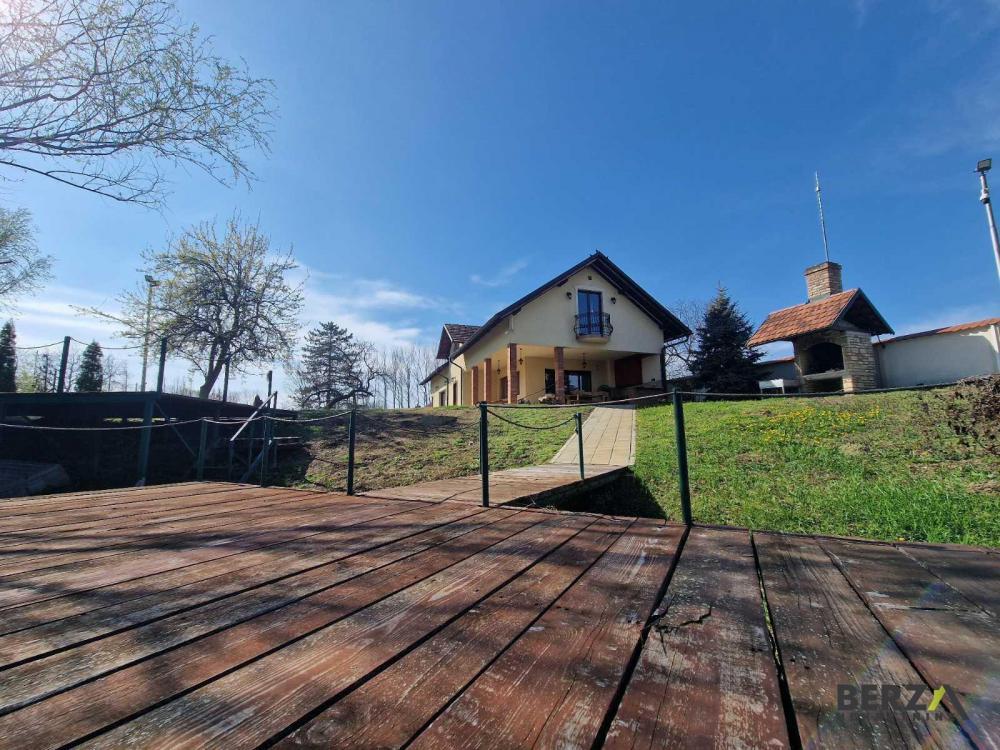 Kuća na prodaju, 5451m2, 978.500€