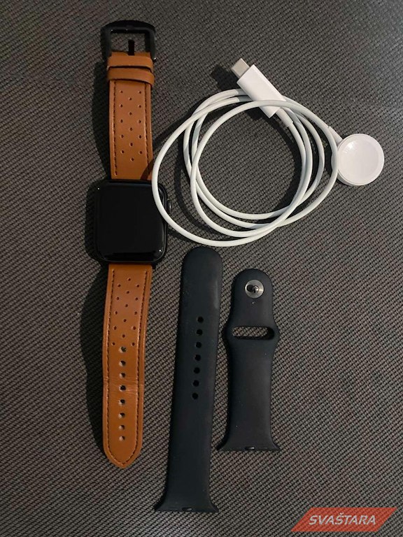 Prodajem Apple Watch SE 40 mm 64 GB crni