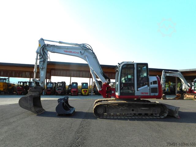 Bageri za puzanje
Takeuchi TB 2150 ( 15.095kg ) mit Schwenkarm