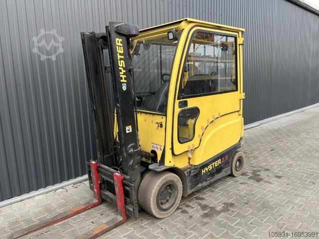 Električni viljuškar za 4 točka
Hyster J2.5XN