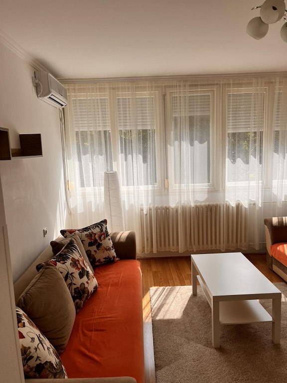 NOVI SAD - DETELINARA - 47. 00 m2