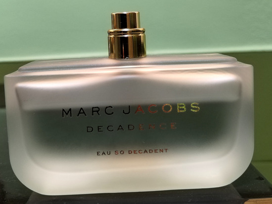 Marc Jacobs Decadence Eau So Decadent