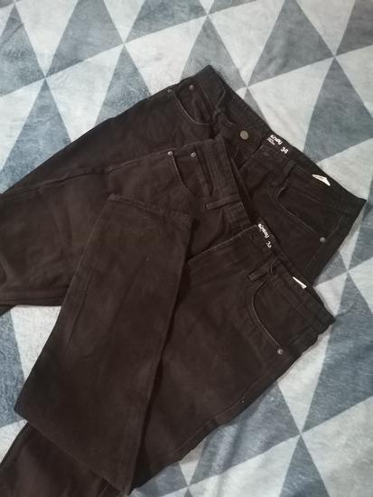 NOVO crne pantalone