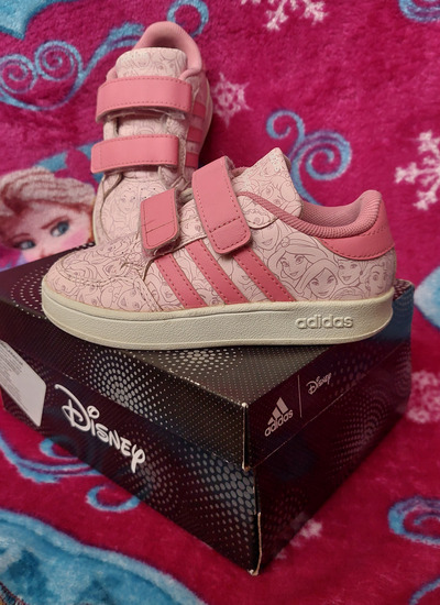 Adidas princes patike br.25 (15cm gaz)