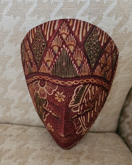 Vintage Indonesian Batik Panji Mask, drvo