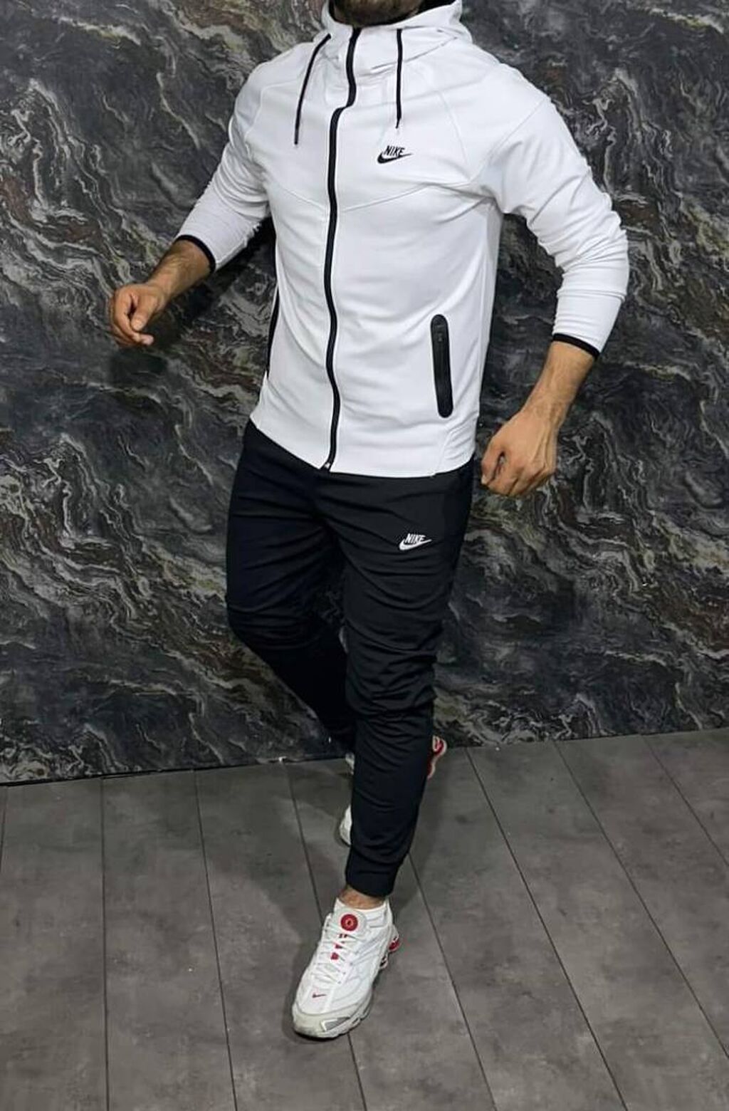 NIke muška trenerka Novo Mokra likra Veličine m l xl 2xl