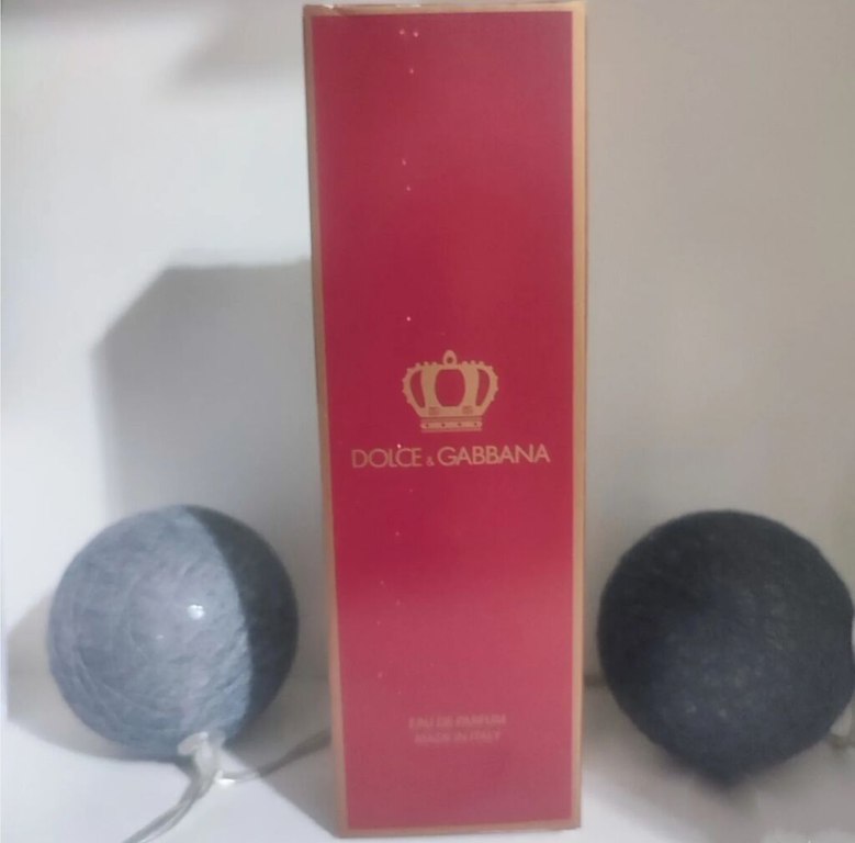 Q by Dolce Gabbana 20 ml ženski parfem Ima na stanju! Vruhunski