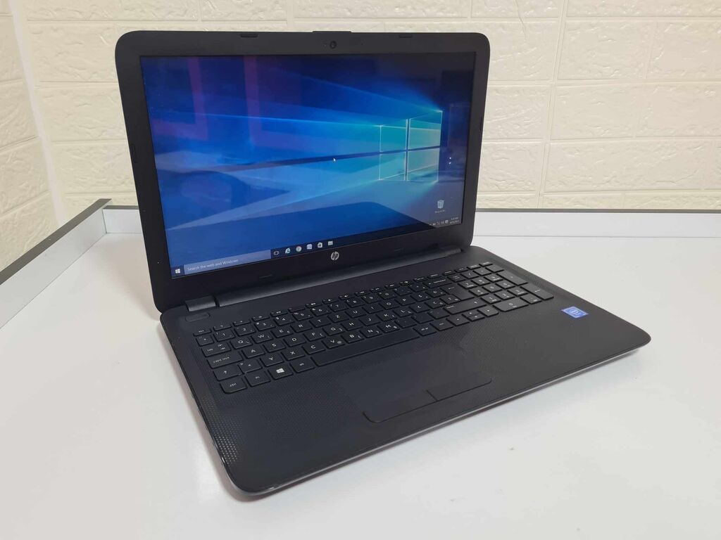 Hp 15 Ekran: 15.6" led Procesor: intel celeron N3050 1 60ghz Ram: 4gb