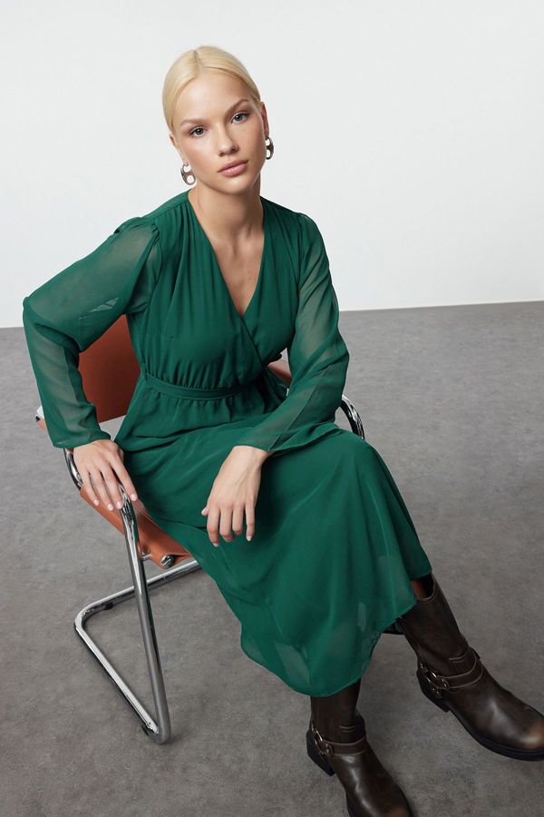 TRENDYOL EMERALD GREEN BELTED A-LINE DOUBLE-BREASTED COLLAR LINED CHIFFON MAXI WOVEN DRESS