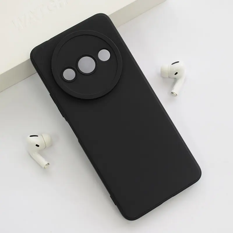 Maska Giulietta za Xiaomi Redmi A3 (2024) mat, Crna