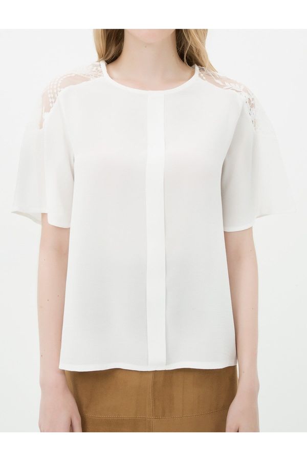 KOTON LACE DETAILED BLOUSE