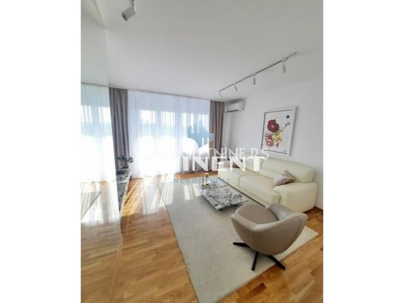 Vračar, Južni Bulevar, Sime Igumanova, 3.0, 83m2, 269000 EUR