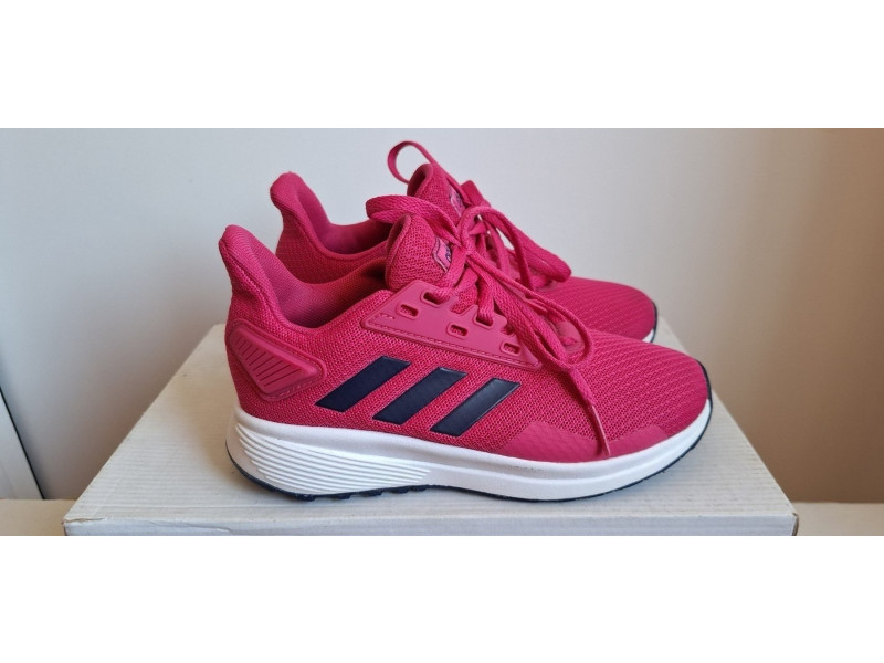 ADIDAS Duramo pink patike 31br