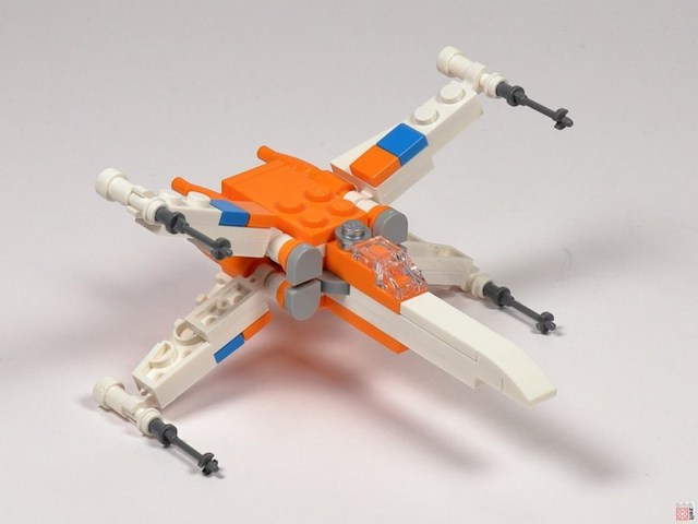 LEGO Star Wars - 30386 Poe Dameron`s X-wing Fighter