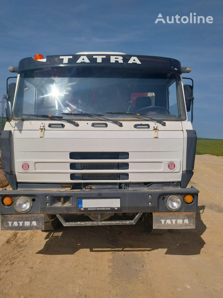 Tatra T815 8X8.2 kiper