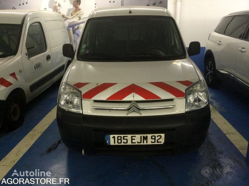 Prodaje se CIRTROEN BERLINGO 1ERE MAIN minibus furgon na aukciji