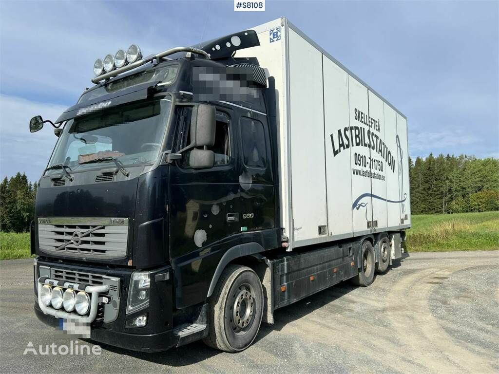 Volvo FH16 6*2 kamion furgon