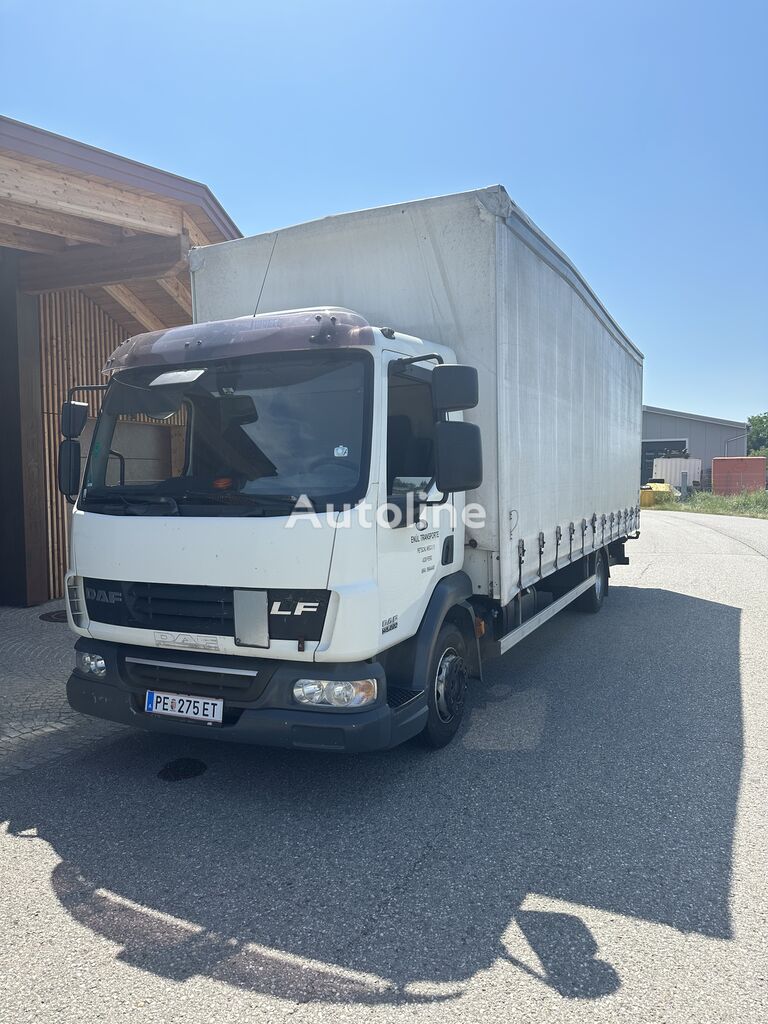 DAF LF 45 220 kamion sa klizna zavesa cerada