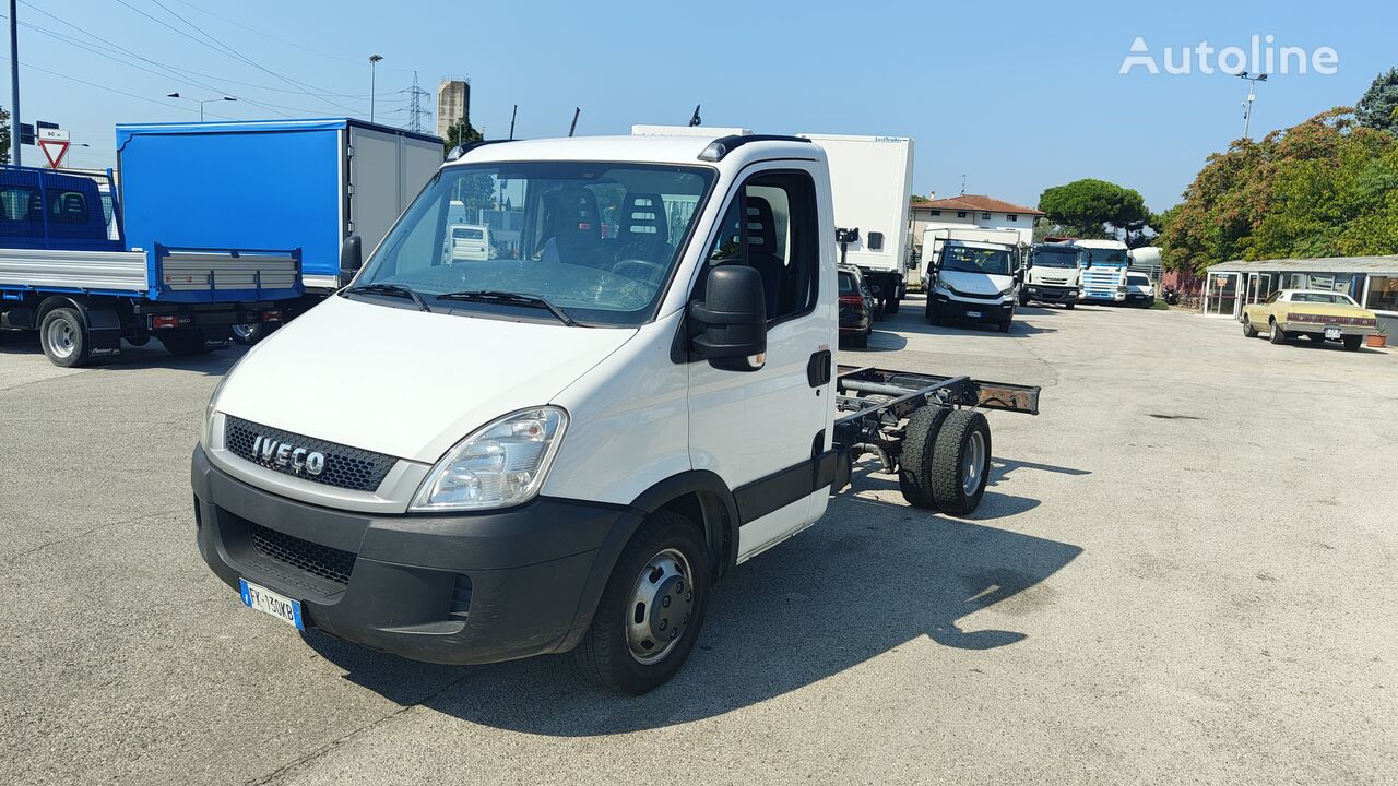 IVECO DAILY 35C12 PASSO 3450 kamion šasija < 3.5t