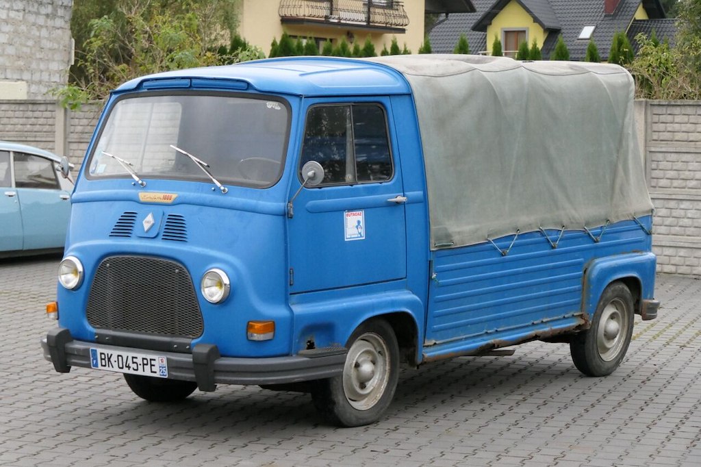 Renault R21 / ESTAFETTE 1000 / OLDTIMER / 1970 YEAR / 38 000 KM !! kamion s ravnom platformom < 3.5t